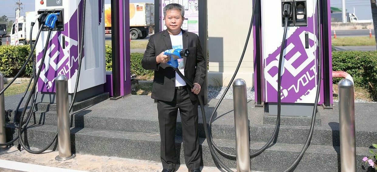 PEA VOLTA - ครอบคลุมทั่วไทย ชาร์จมั่นใจทุกเส้นทาง PEA VOLTA,VOLTA ,PEA EV